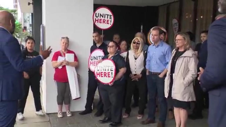 Democratic lawmakers join unionized employees in a show of force at ...