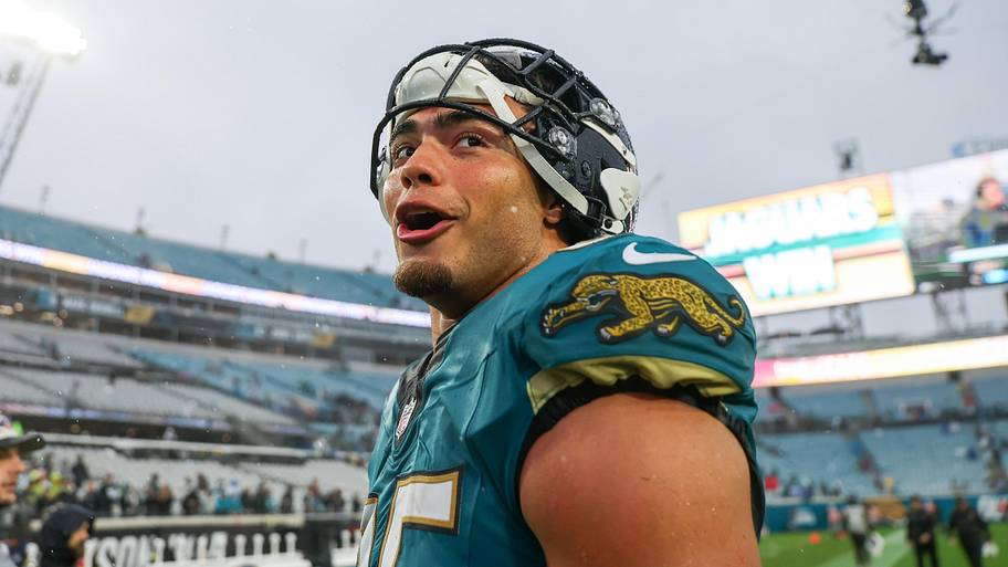 What a contract extension could look like for Jaguars' Brenton Strange