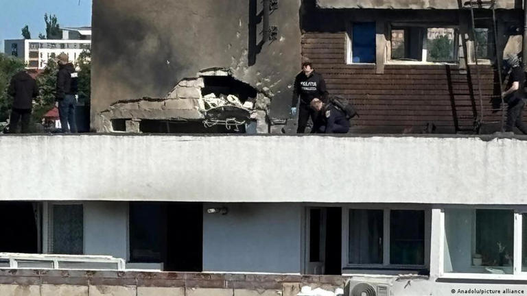 Romania: Russian drone strikes Galati apartment building