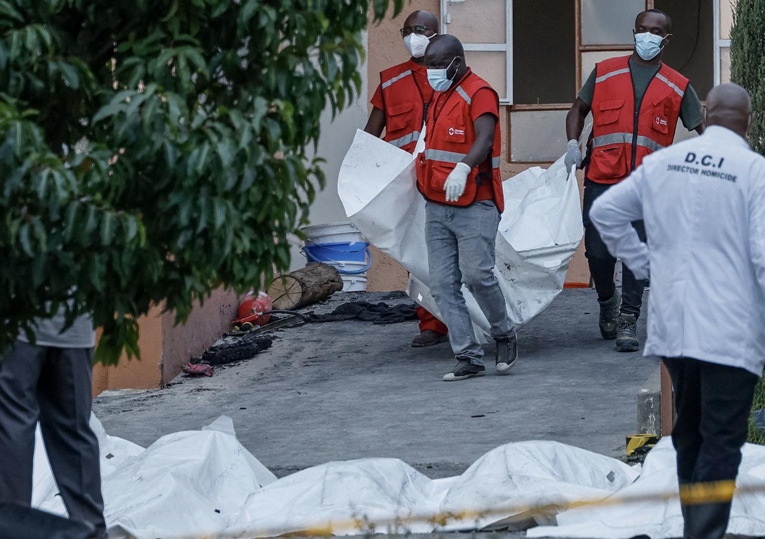 Eight students arrested in deadly Kenyan school dorm fire