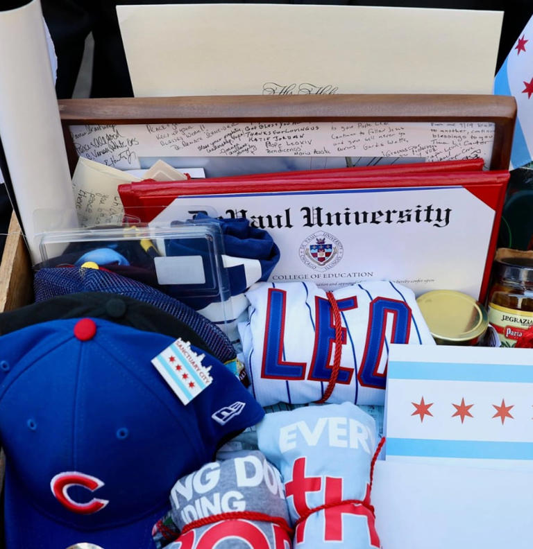 Chicago mayor shades Trump with gift to Pope Leo