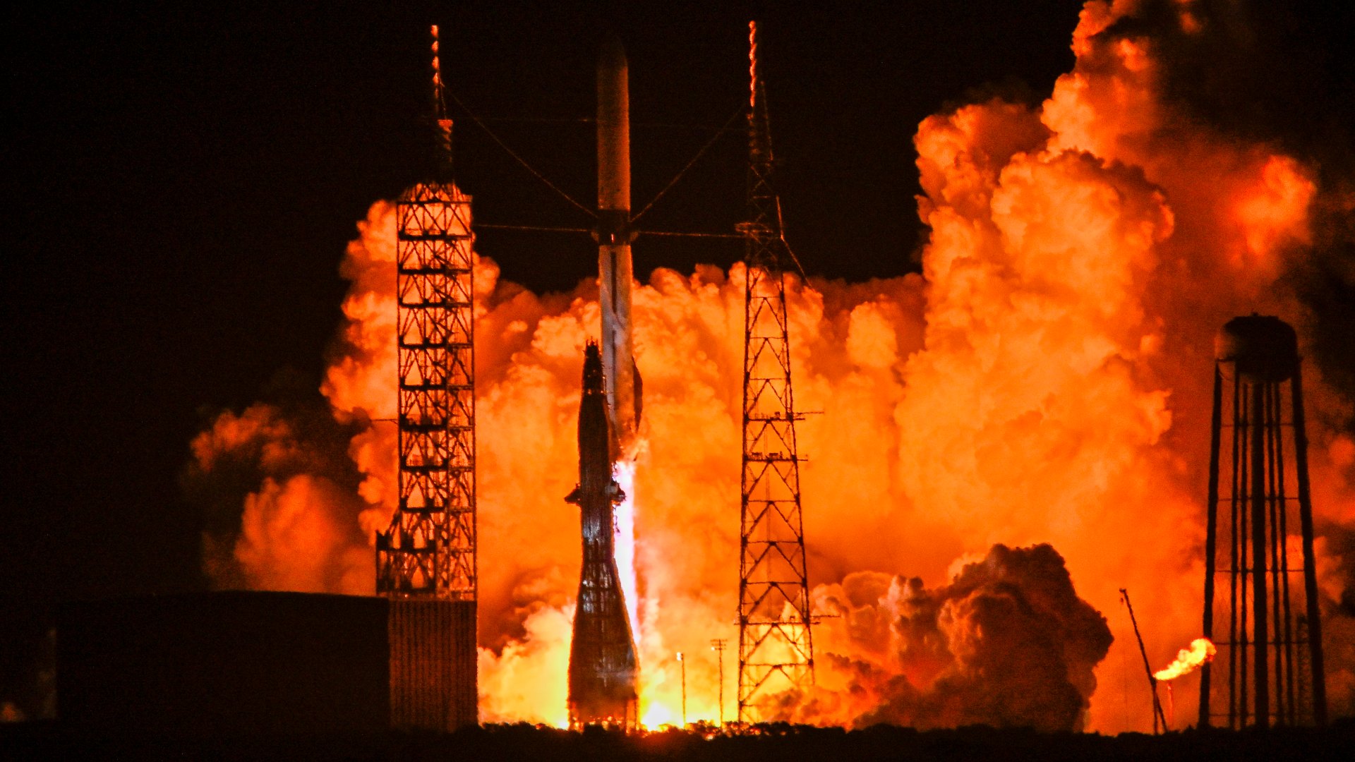 Who owns Blue Origin? What to know after rocket explosion in Florida