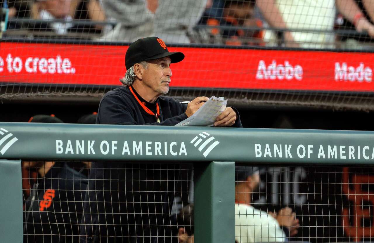 Giants turn to Ron Wotus to coach third base, reassign Hector Borg