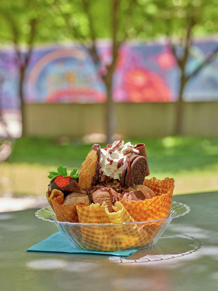 Dallas Museum of Art gears up for the World Cup with an outdoor ...