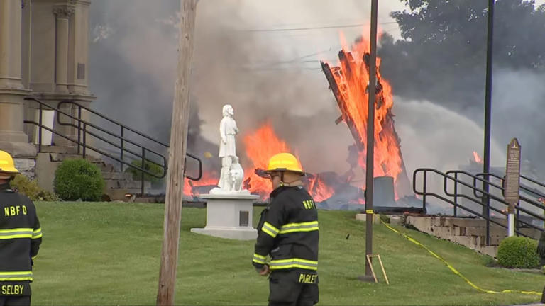 Community remembers historic Catholic church destroyed in fire 1 year later