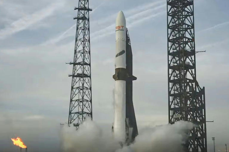 Blue Origin rocket explosion is bad news for both Bezos and NASA