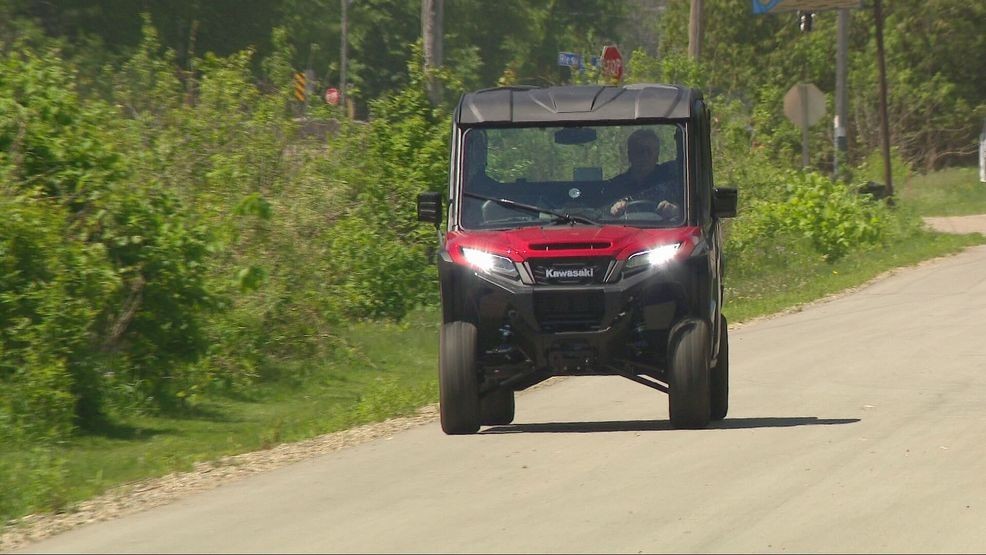 Law requiring all ATV/UTV riders in Wisconsin to wear seat belts takes ...