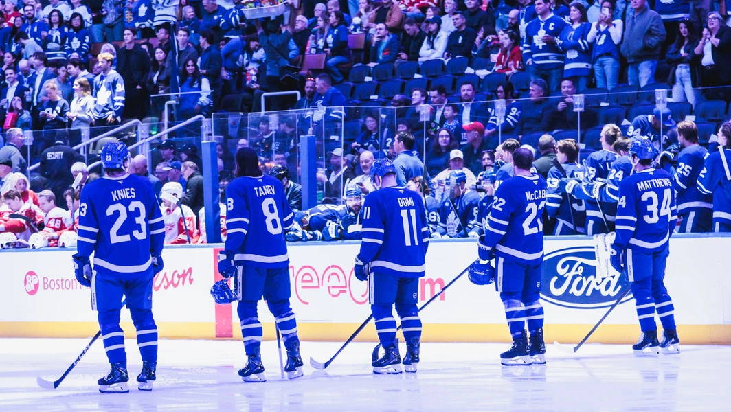 Leafs intensify pursuit of David Carle for head coach role