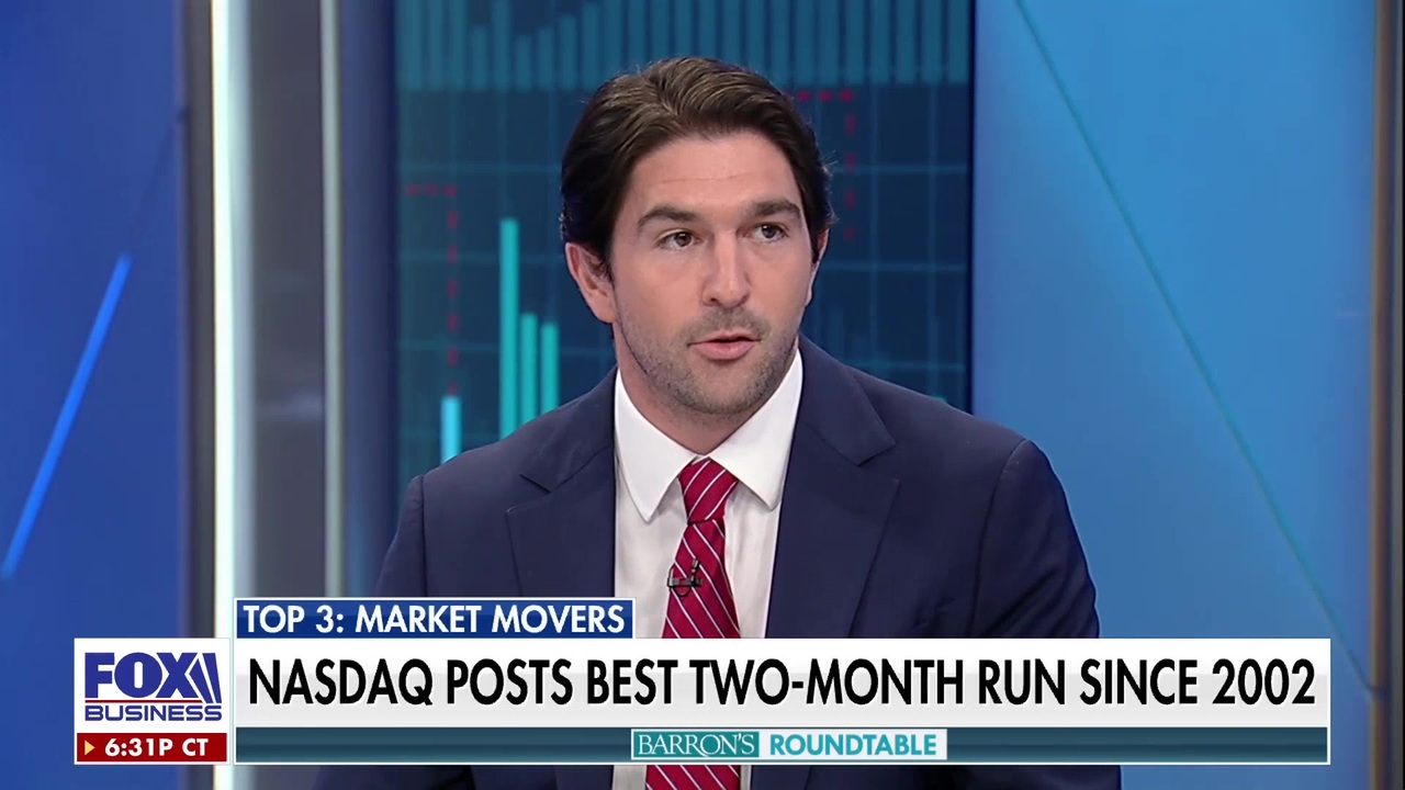 Stocks extend record run amid chip frenzy
