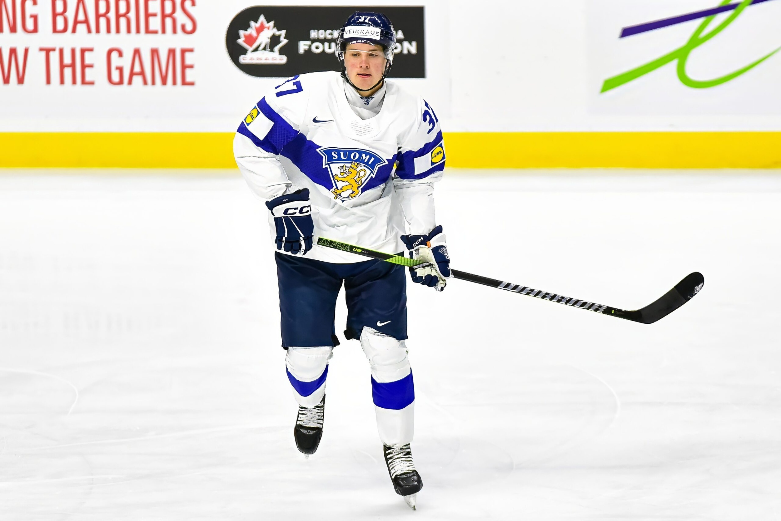 Lightning sign Benjamin Rautiainen to entry-level contract