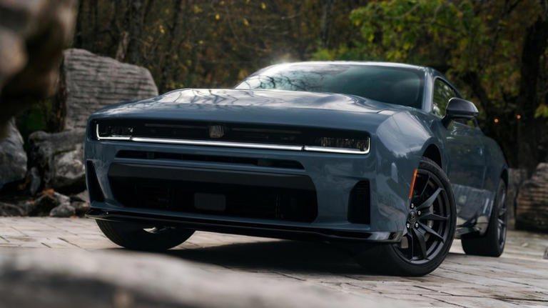 A new V8 Dodge Charger Hellcat is coming because nothing that popular ...