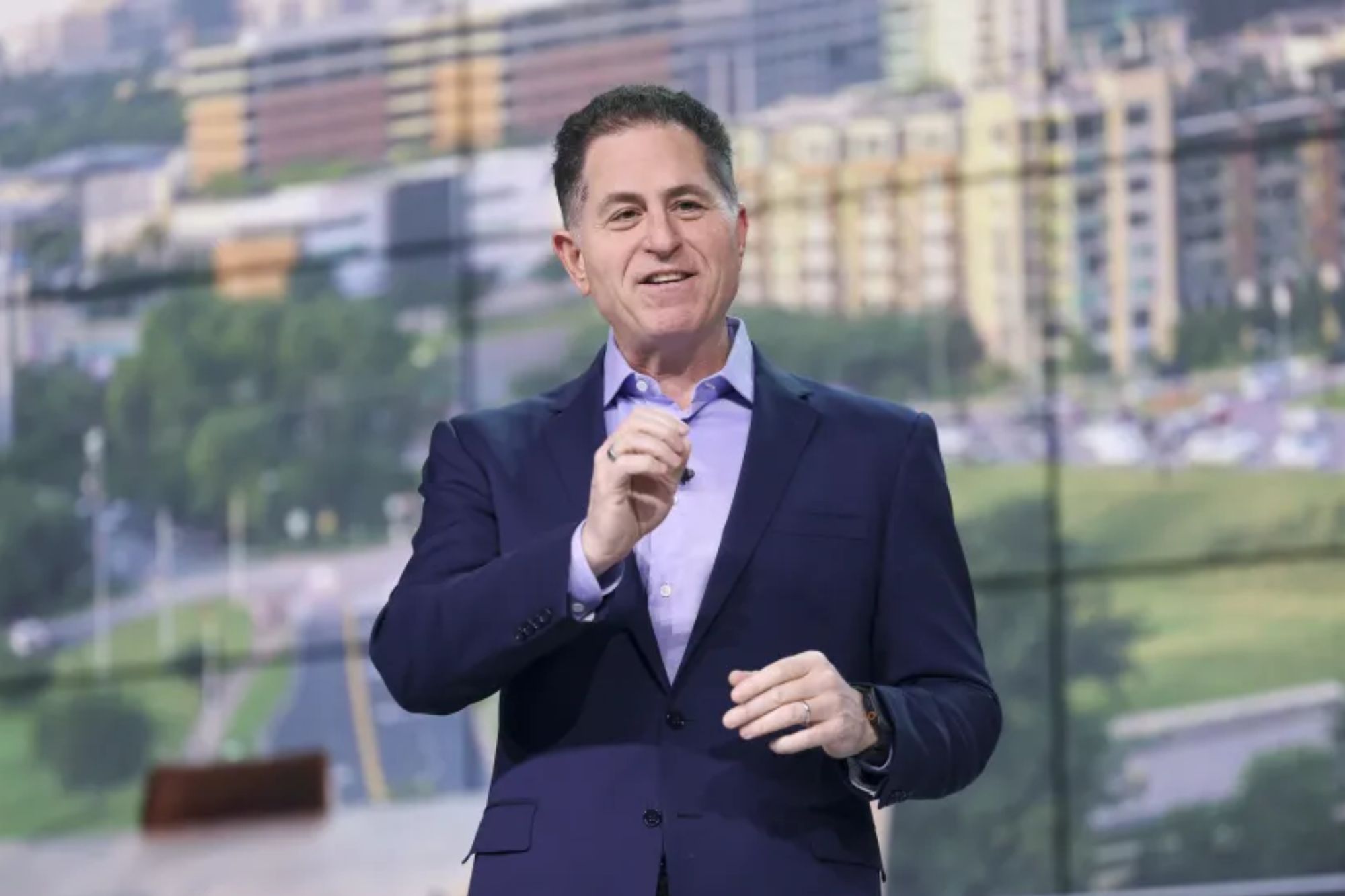 Dell stock surges on deal with Pentagon, making CEO $31B richer overnight