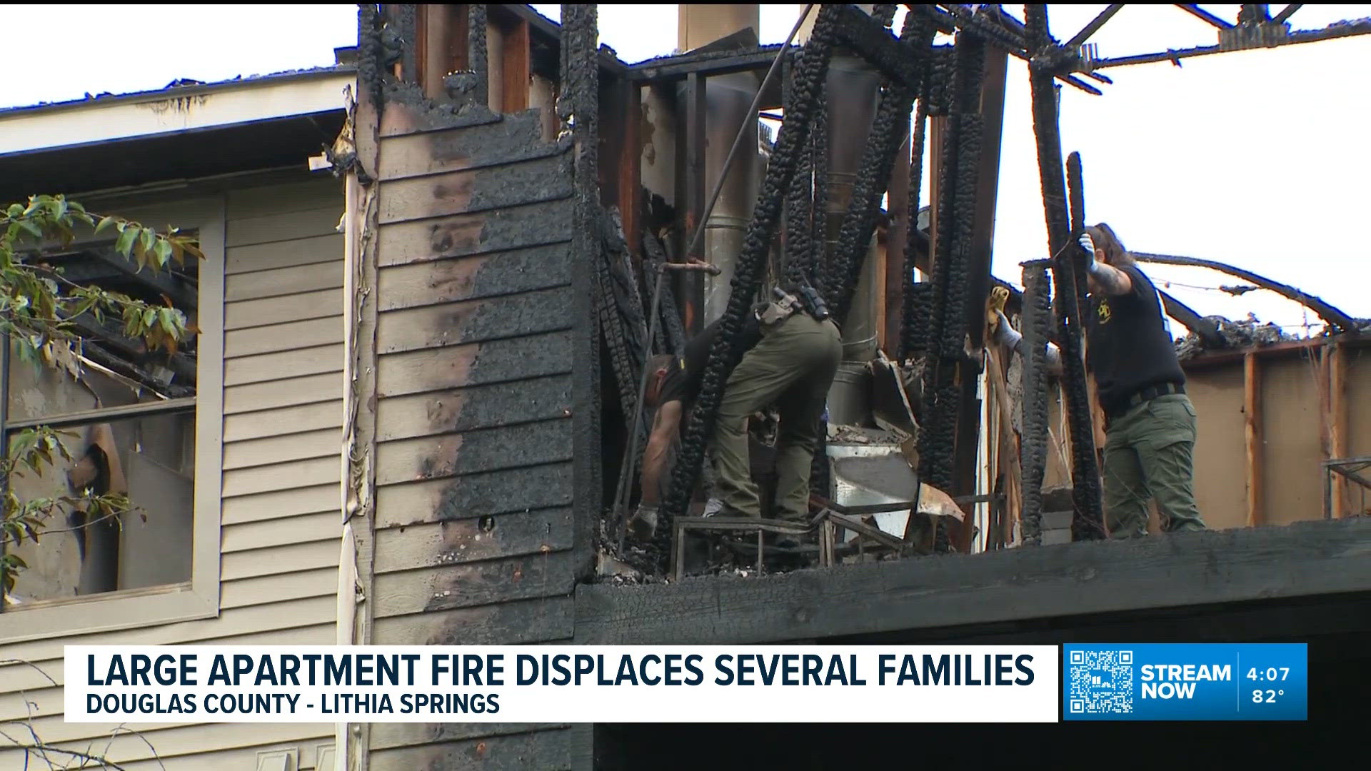 What we know about early morning Douglas County apartment fire