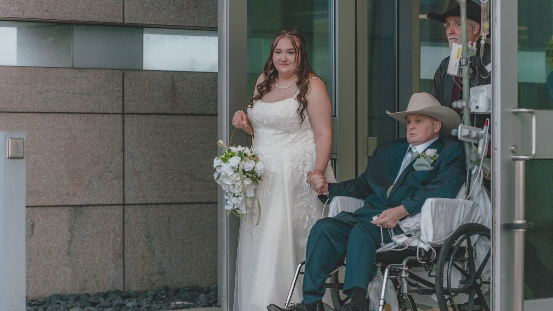 'He's always been my hero': Stow bride gets married on Cleveland Clinic ...