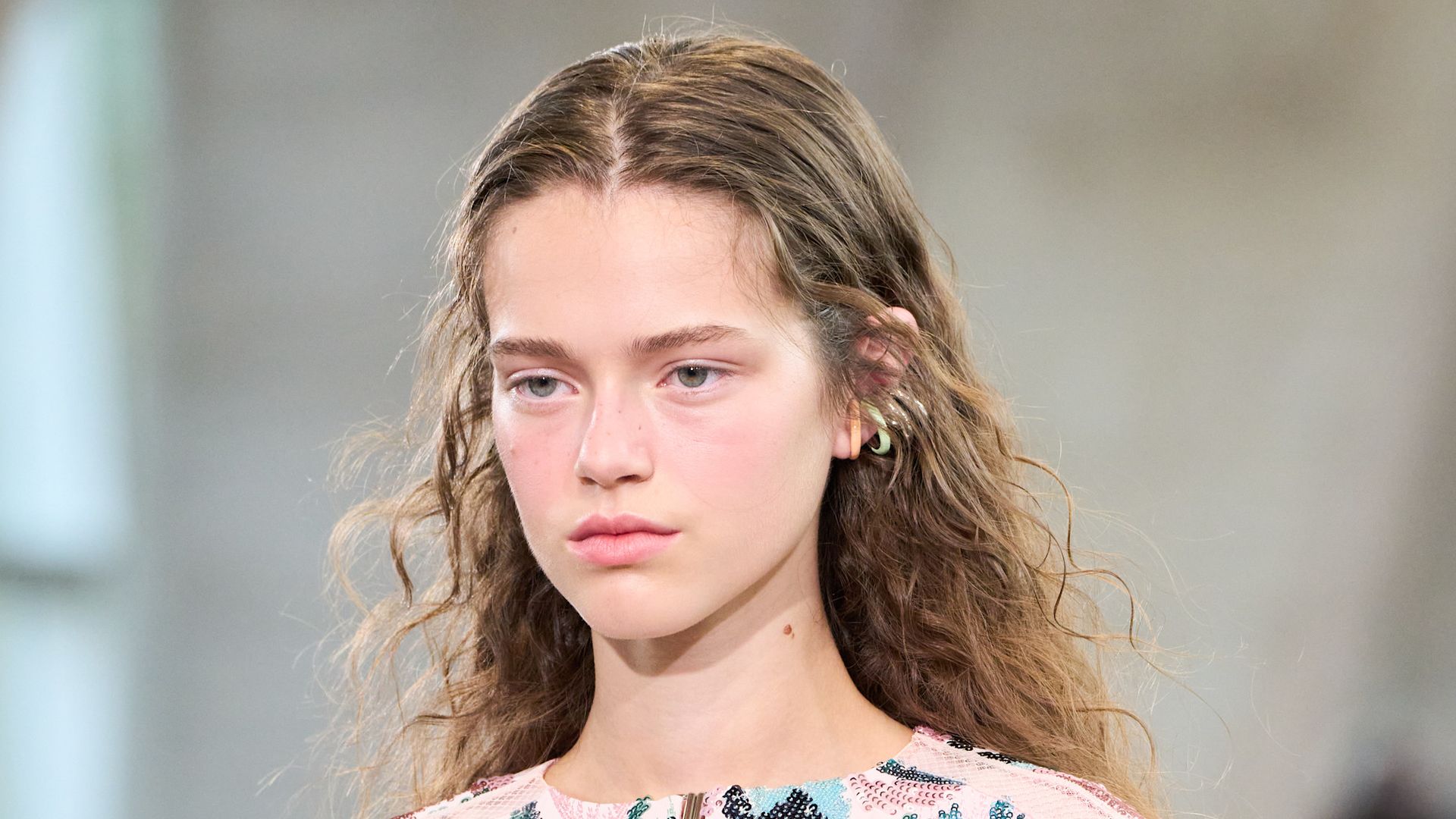 Conoce el 'lip blush', la tendencia viral para labios
