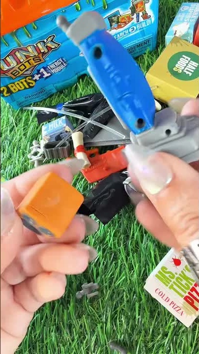 Junk bots #asmr #nostalgia #junkbots