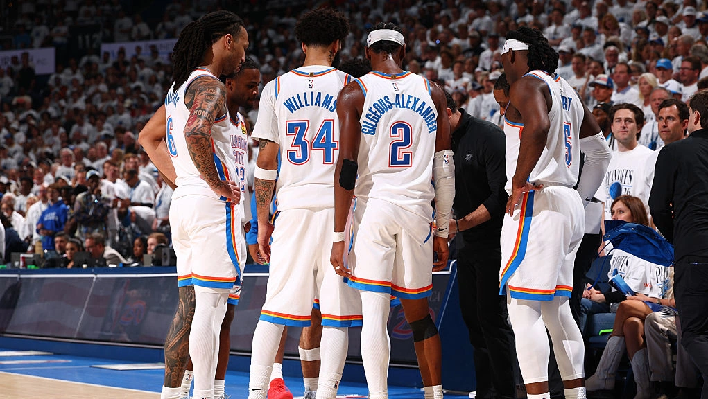 Spurs crush Thunder to set up decisive Game 7 clash