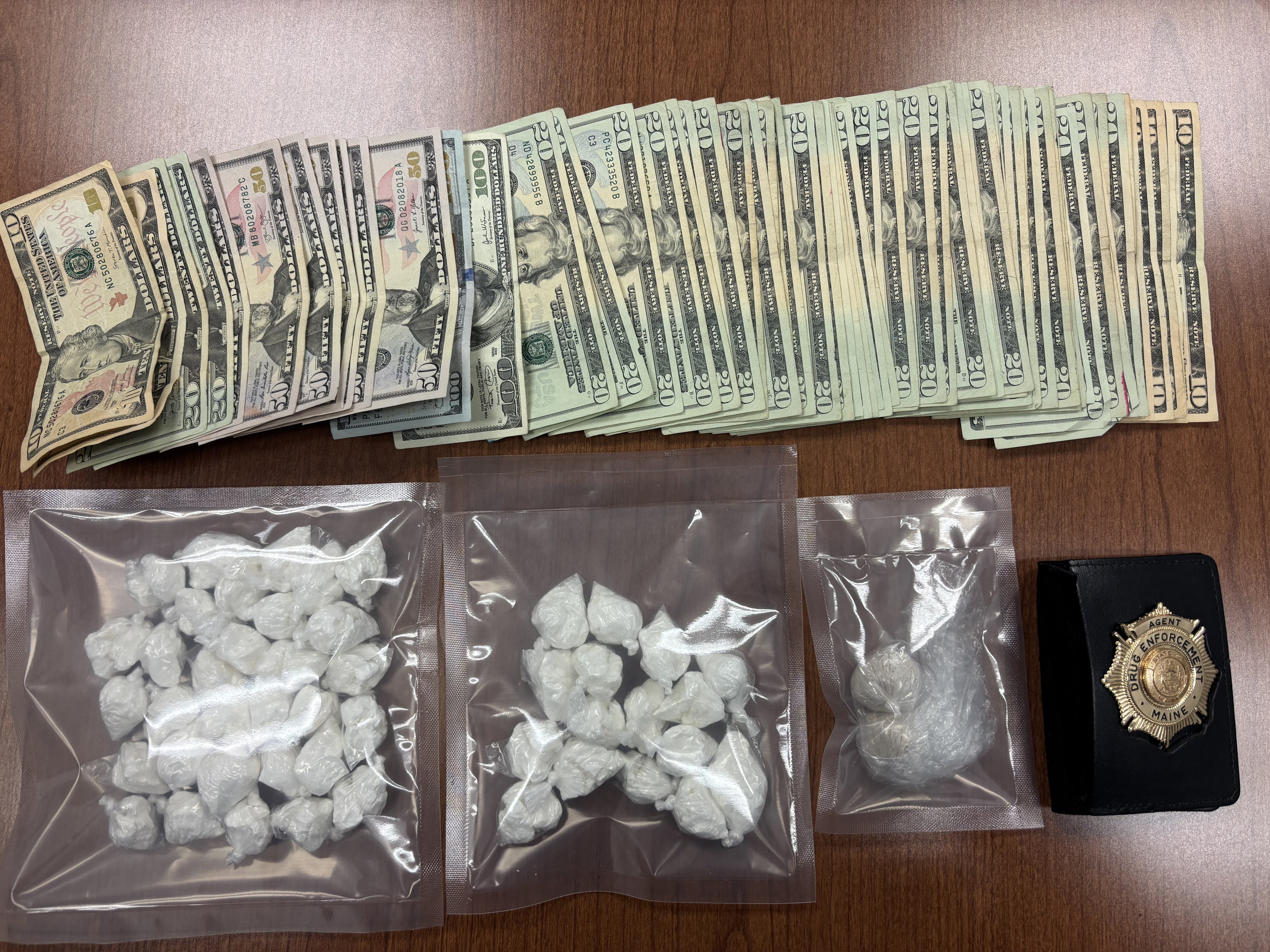 Man arrested after authorities seize cocaine, fentanyl in Winthrop