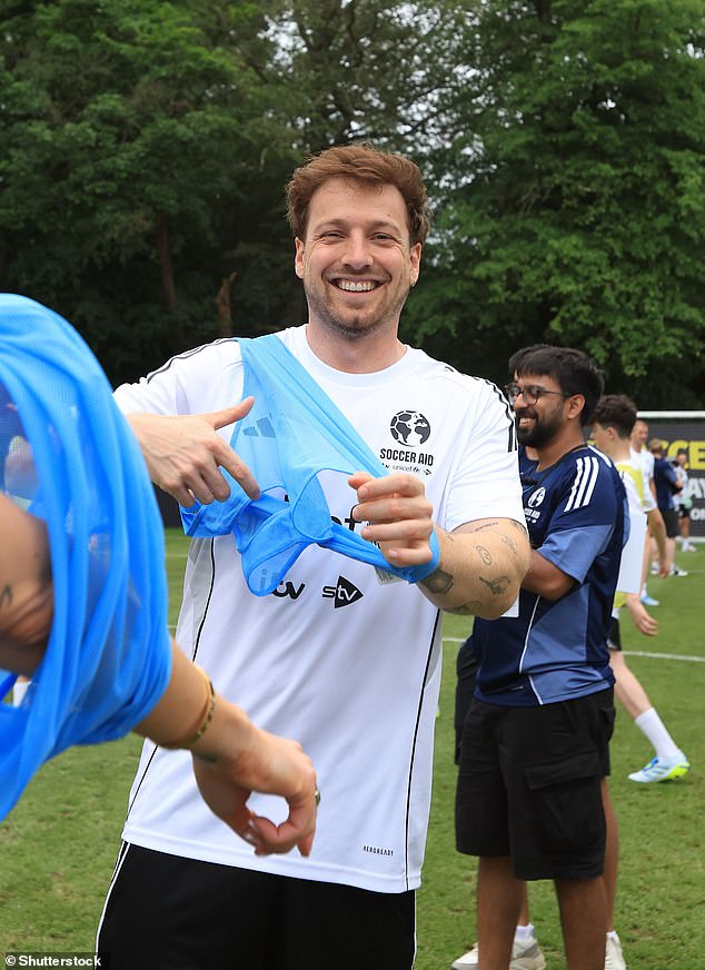 Danny Dyer looks tired during Soccer Aid training as Tom Hiddleston ...