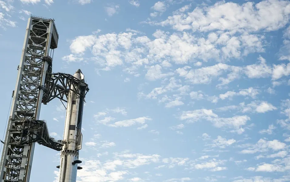 FAA grounds SpaceX Starship V3 after booster failure
