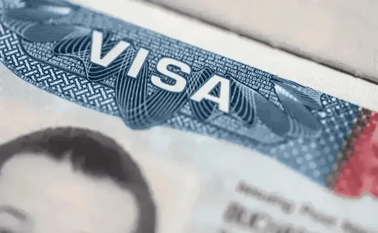 ¿Cuánto dinero debes comprobar para sacar la visa americana?