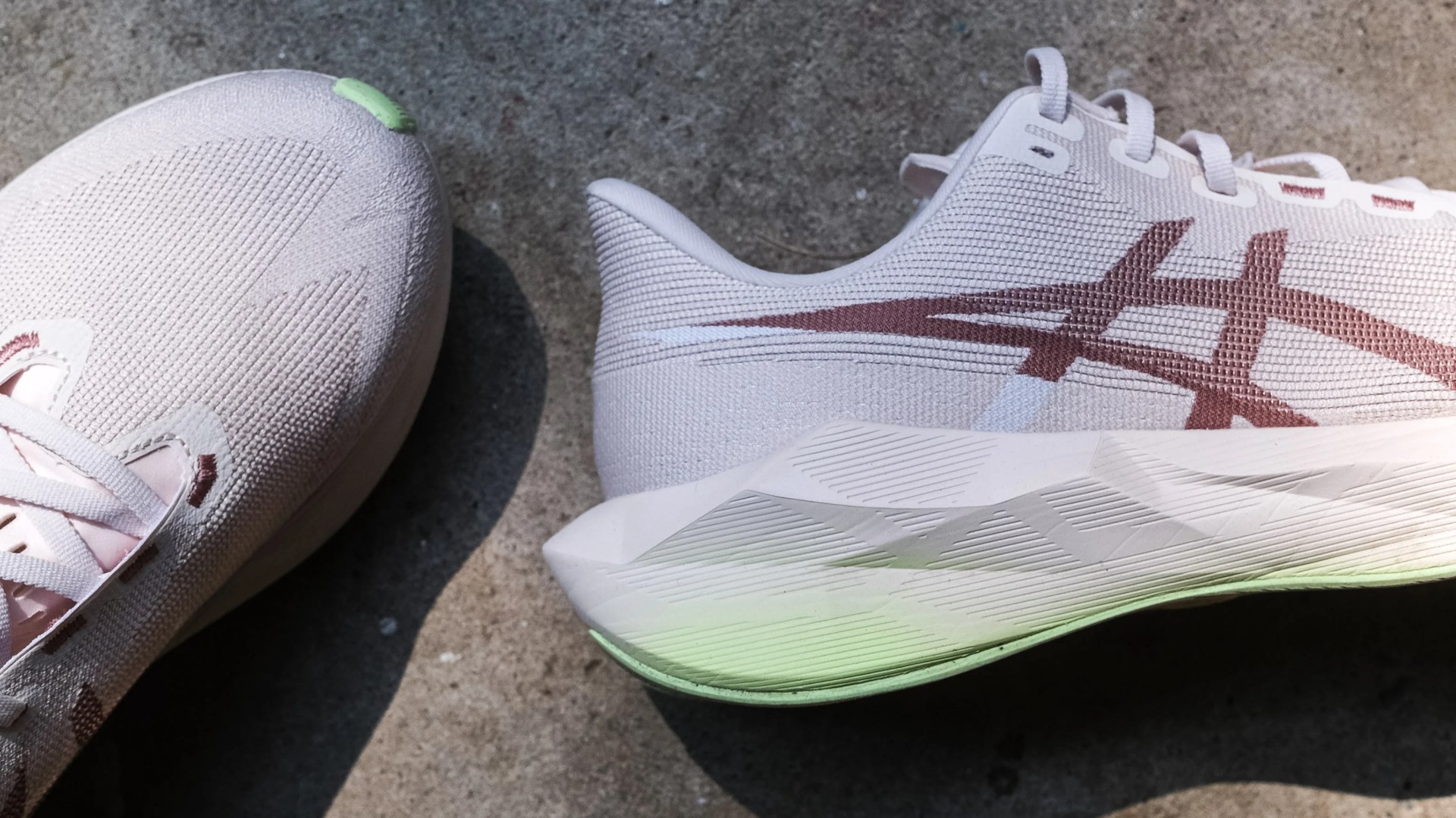 Asics retools the internet’s favorite running shoe in every way that ...