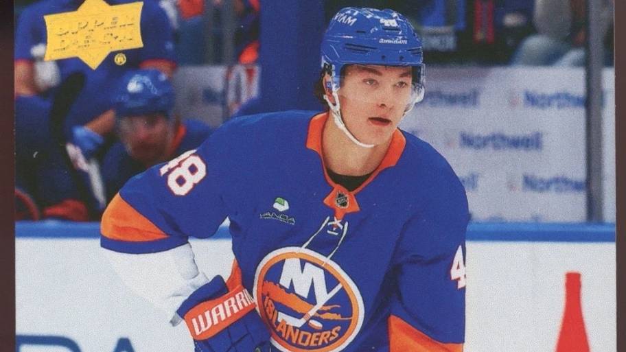 A Matthew Schaefer 1-of-1 chase ends as Upper Deck's hockey card boom ...