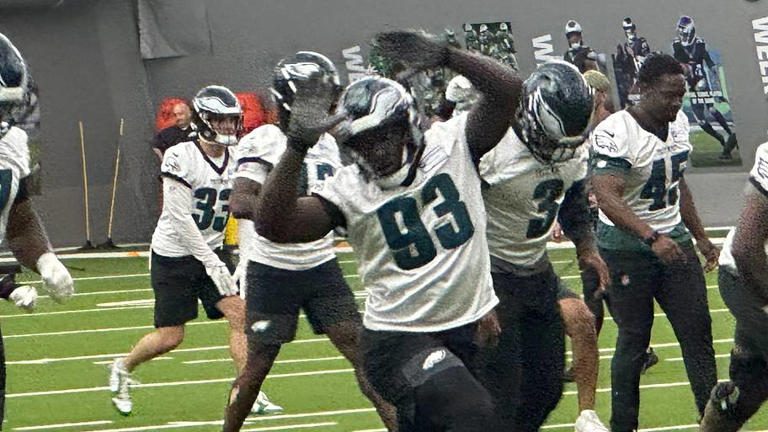 Clint Hurtt Reveals Workout That Sold Eagles On Uar Bernard