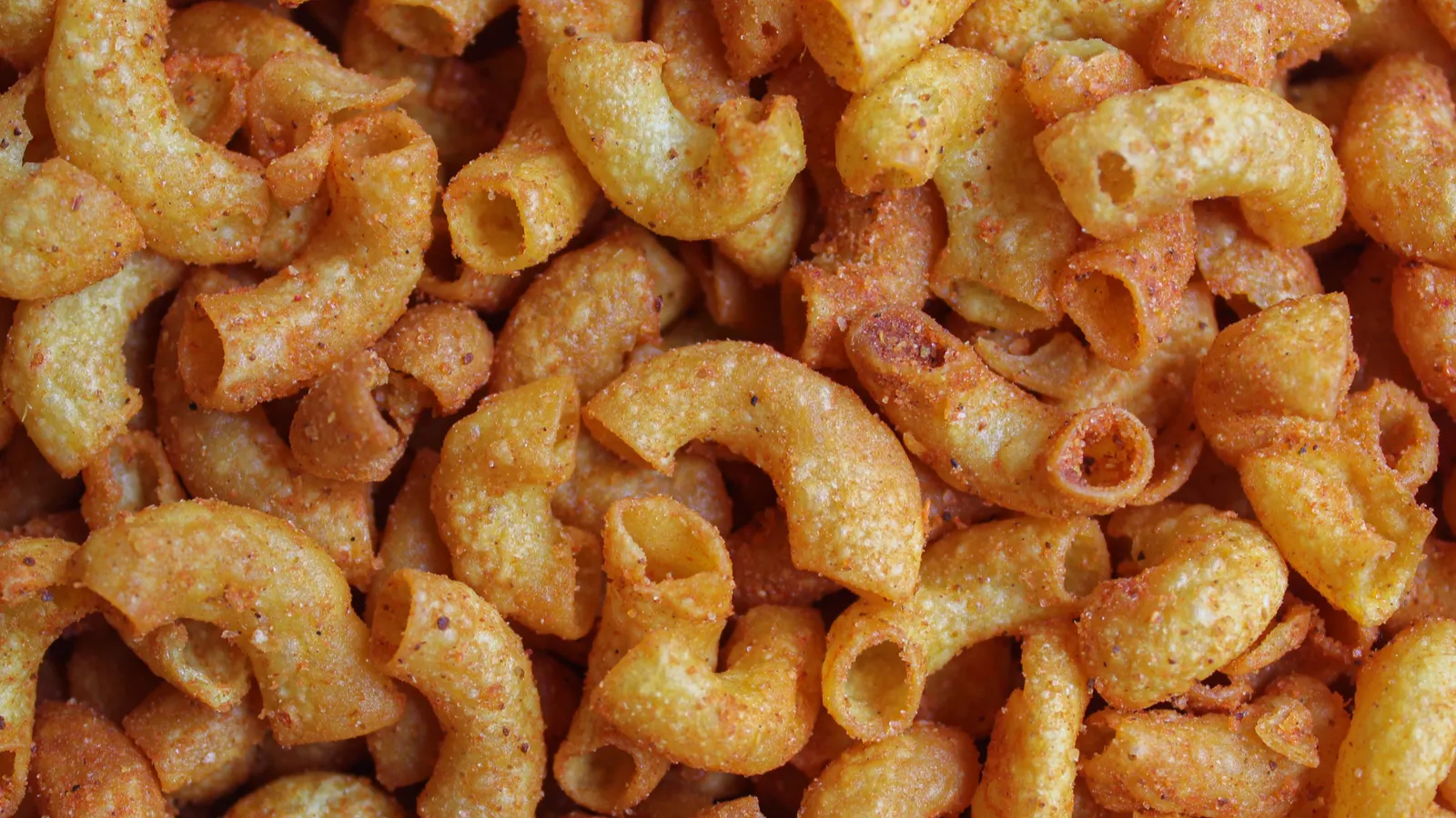 The genius way home cooks are adding crunch to classic pasta salad