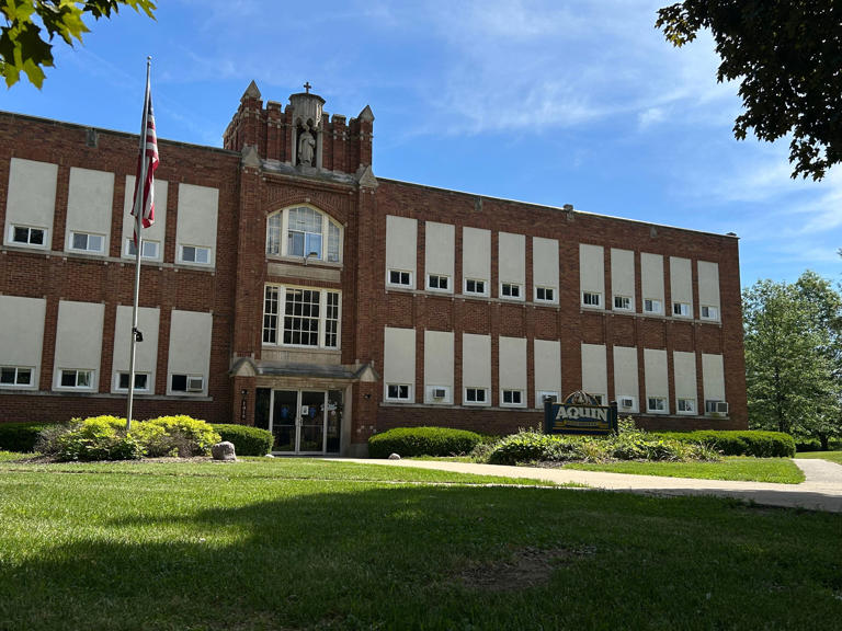 Freeport family left scrambling by 101-year-old Catholic school’s ...