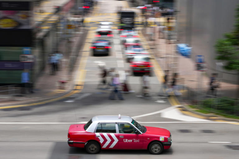 Taxi trade fears 10% could lose cabs as drivers gear up for ride-hailing