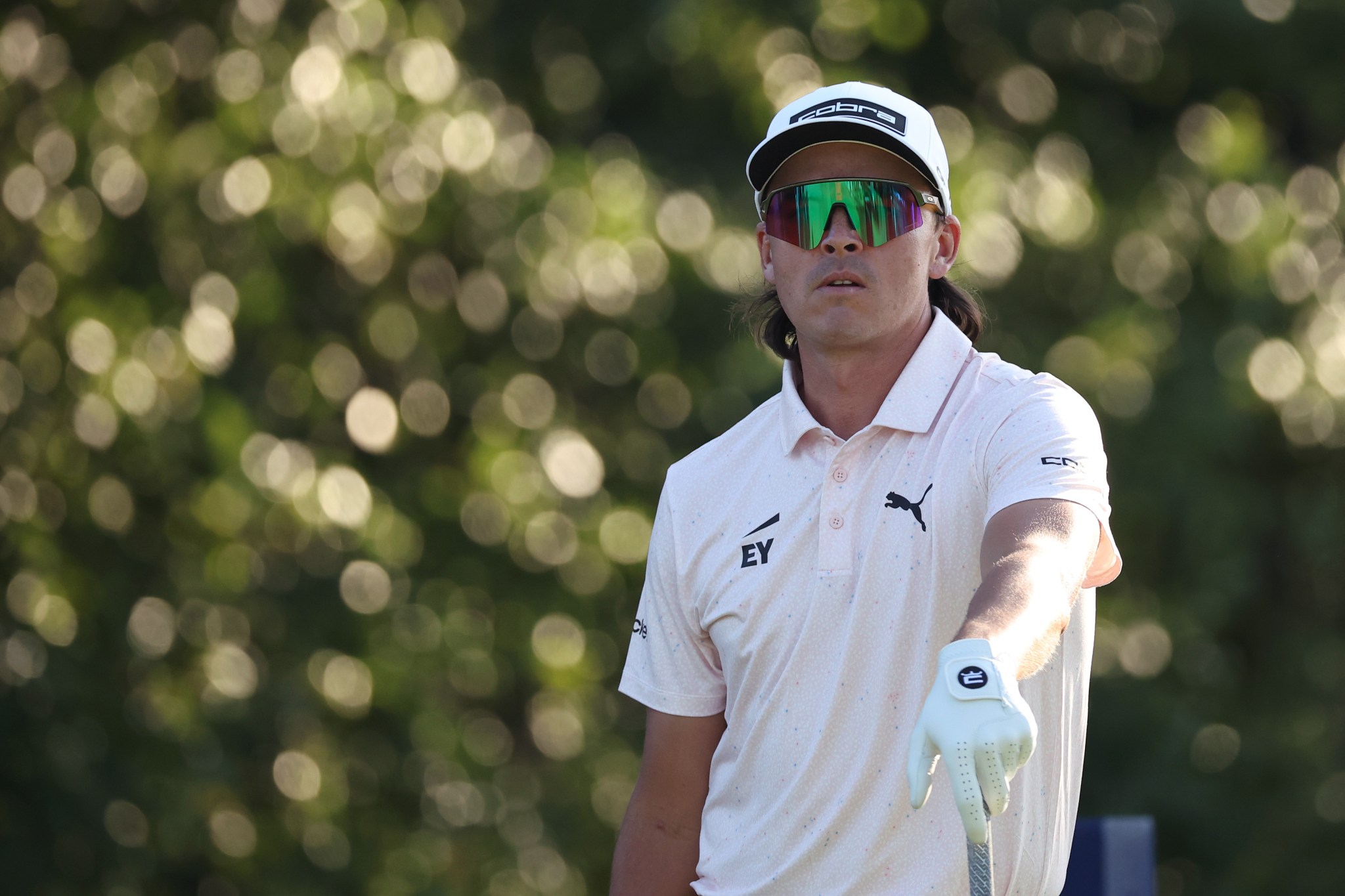 Rickie Fowler suffers disastrous final 9 holes at Charles Schwab Challenge