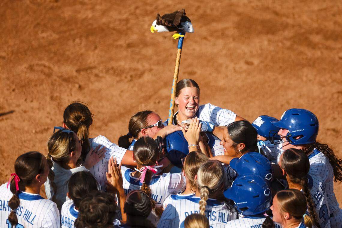 State softball: Barbers Hill downs Aledo with walk-off slam in perfect game
