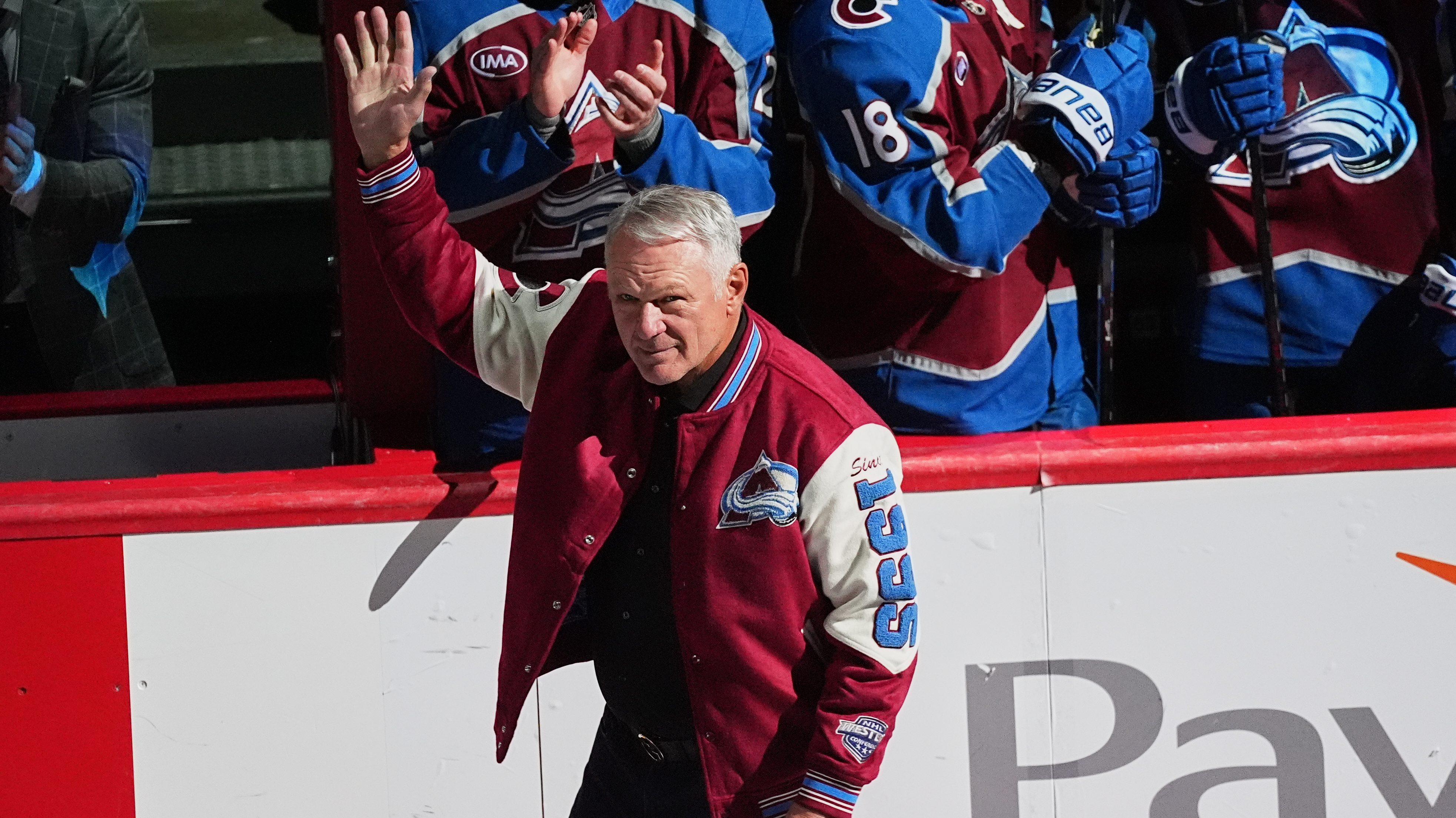 Donald Trump rinde emotivo homenaje tras conocerse que Claude Lemieux ...
