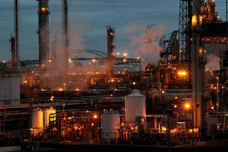 California extends its key climate program, but critics say it's being ...