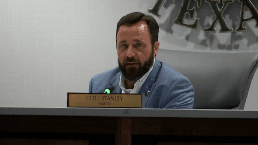 Amarillo leaders weigh 2-year moratorium on large-scale data centers ...