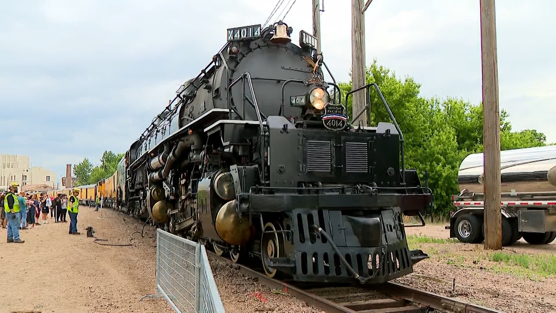 Big Boy locomotive arrives in Omaha