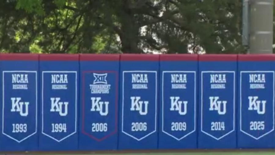 'Cool to see': KU baseball fans pack stands for first NCAA regional at ...