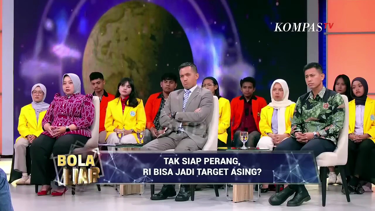 Budi Pramono bicara kunker Prabowo ke luar negeri, Connie kritik tajam ...