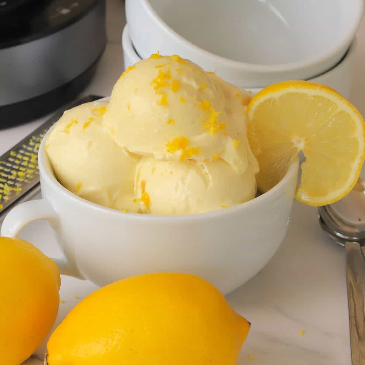 Low carb lemon cheesecake ice cream (Ninja Creami)