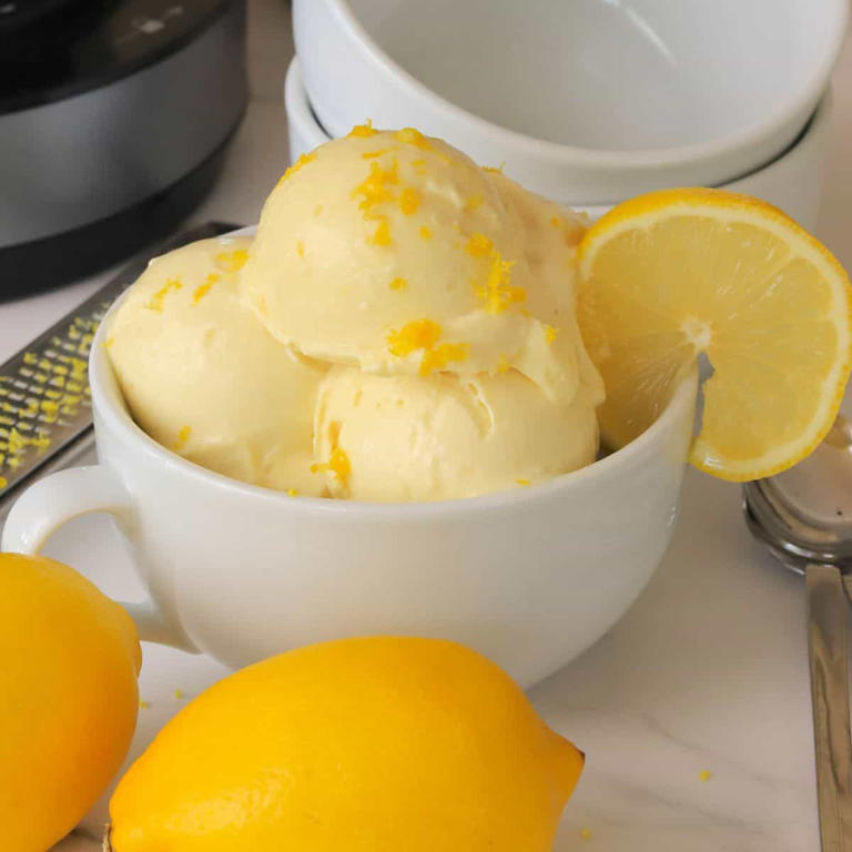 Low carb lemon cheesecake ice cream (Ninja Creami)