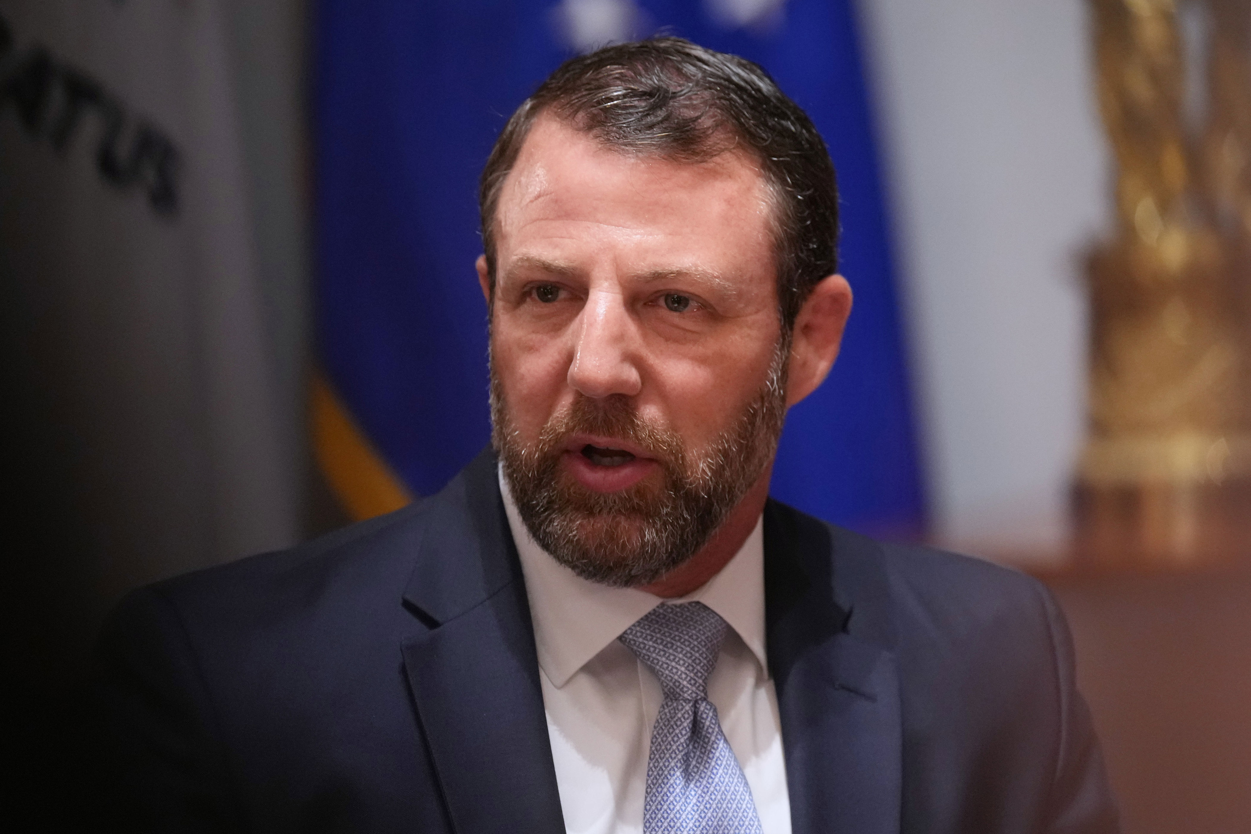 Fears of travel chaos flare as Mullin weighs pulling customs officers ...