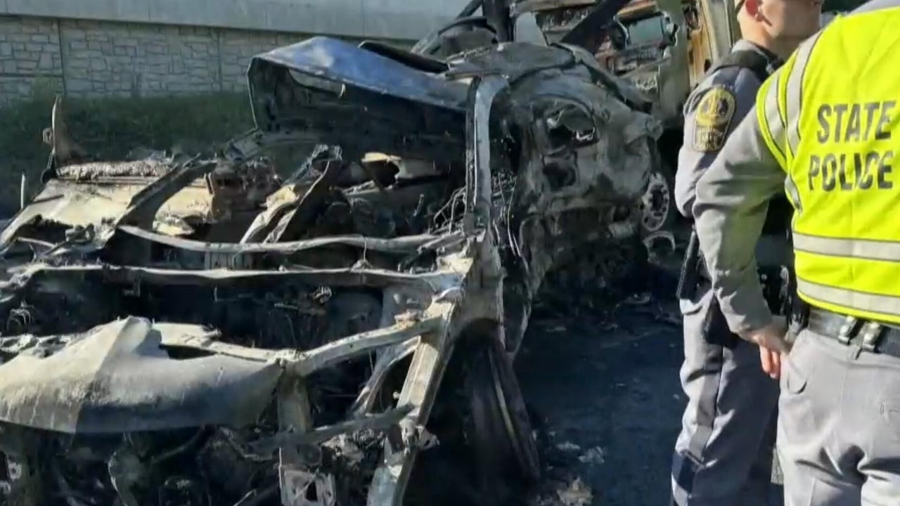 Bus crashes into other vehicles, killing at least 5, including children ...