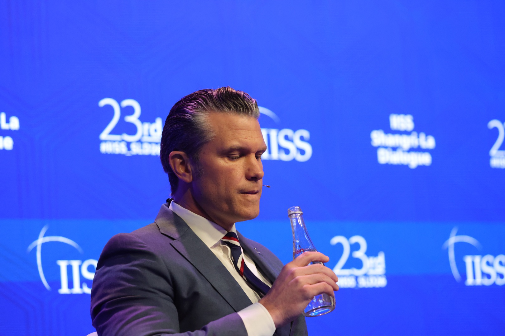 Hegseth: "Trump es paciente en la búsqueda de un gran acuerdo con Irán"