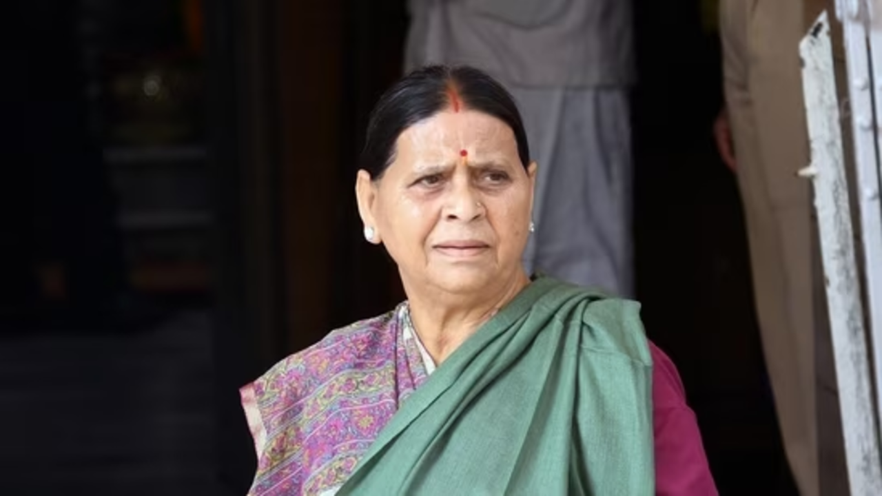 Rabri Devi asked to vacate 10 Circular Road residence in Bihar - who ...
