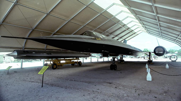 The SR-71 Blackbird's secret drone sibling flew 4 missions & failed ...