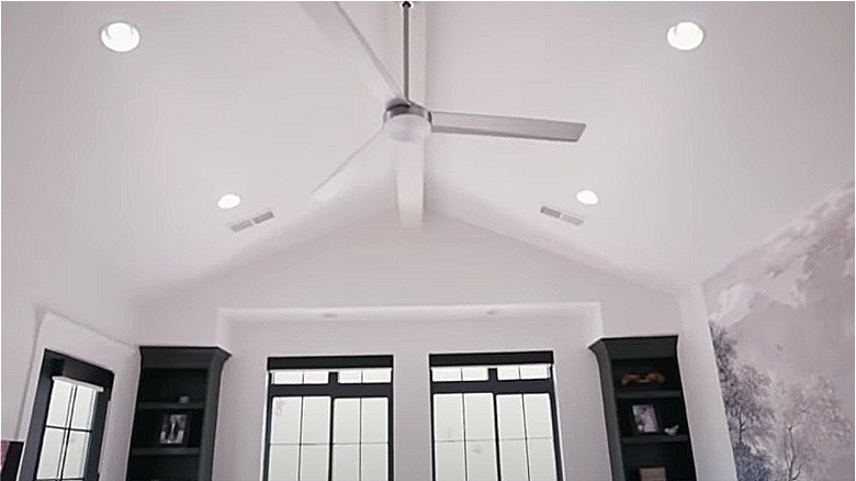 Ceiling makeover ideas that really bring the drama