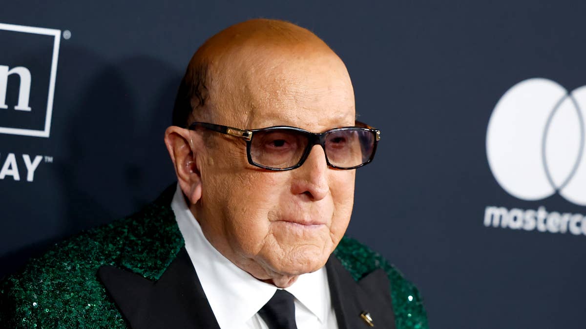Clive Davis, 94, hospitalized for upper respiratory infection, expected ...