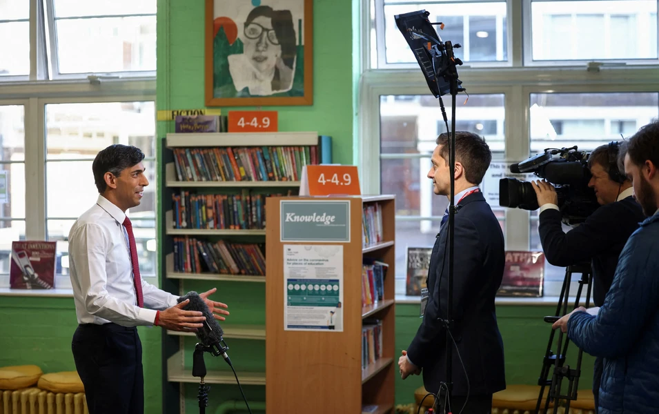 Sunak warns UK falling behind in financial literacy crisis