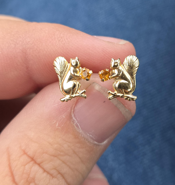 16 treasures that were hiding in plain sight at flea markets